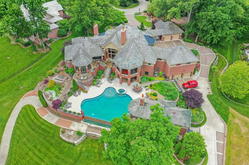 See inside this $2,495,000 dream home in Edwardsville
