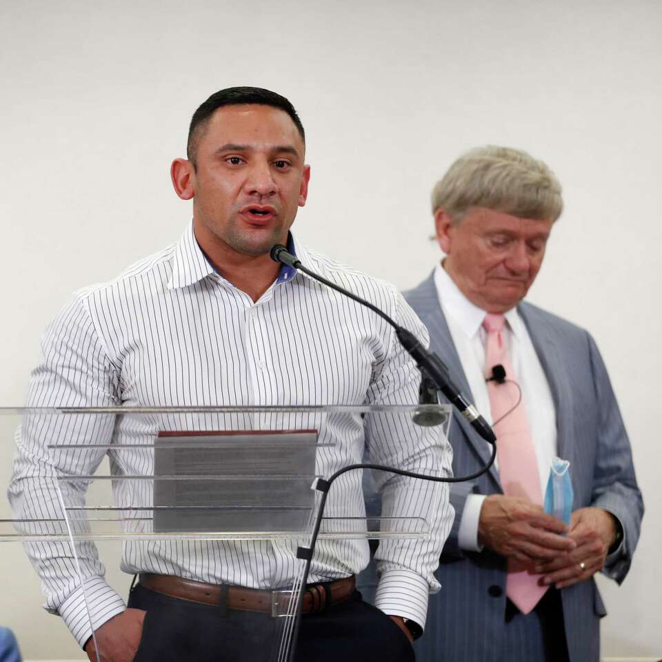 Prosecutors dismiss murder charge against Felipe Gallegos, the HPD ...