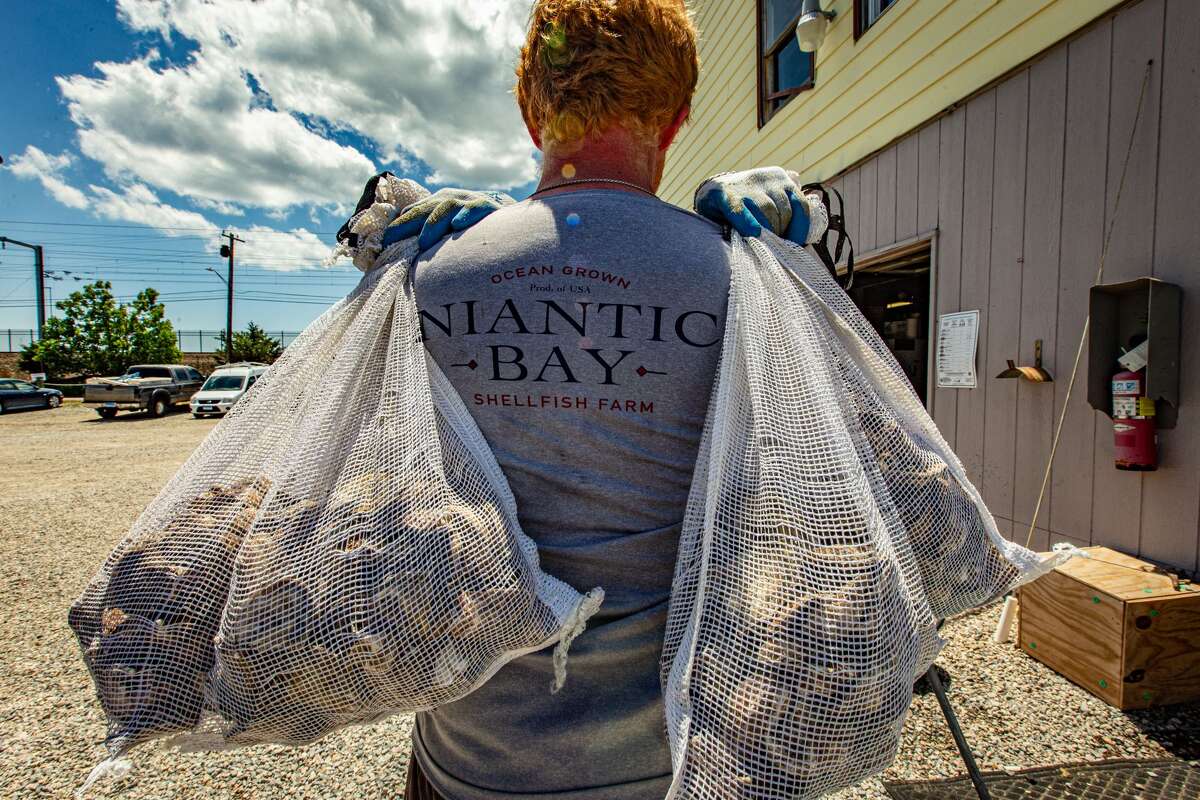 7 cute villages and hamlets in CT to explore this spring