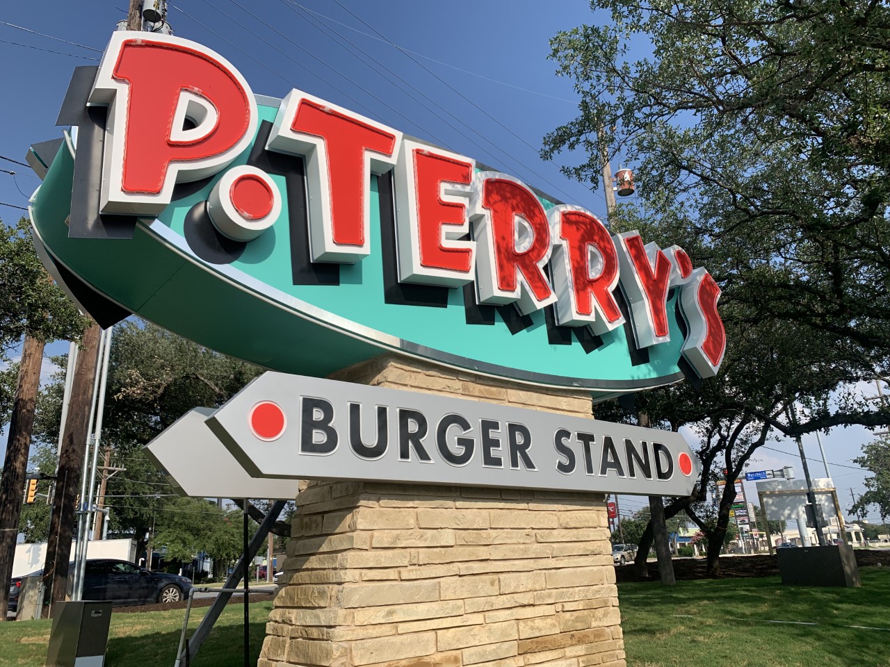 P. Terry's Burger Stand opens first Cibolo location July 31