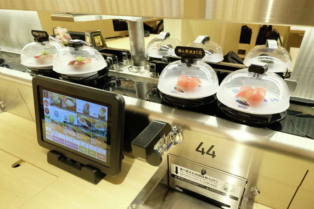 San Antonio’s first revolving sushi restaurant coming to Alamo Quarry ...
