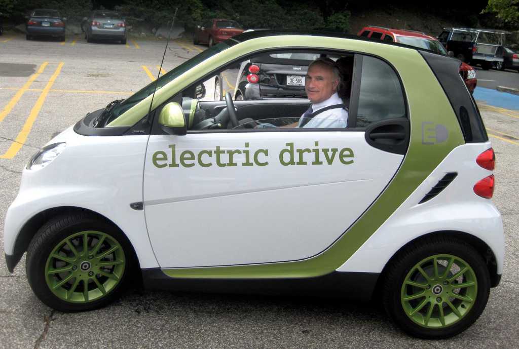 Smart's new electric drive debuts in Ridgefield