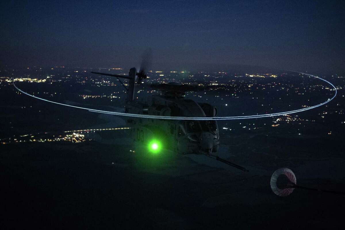 CT’s Sikorsky gets $878M Navy contract for King Stallion helicopters CT’s Sikorsky gets $878M Navy contract for King Stallion helicopters