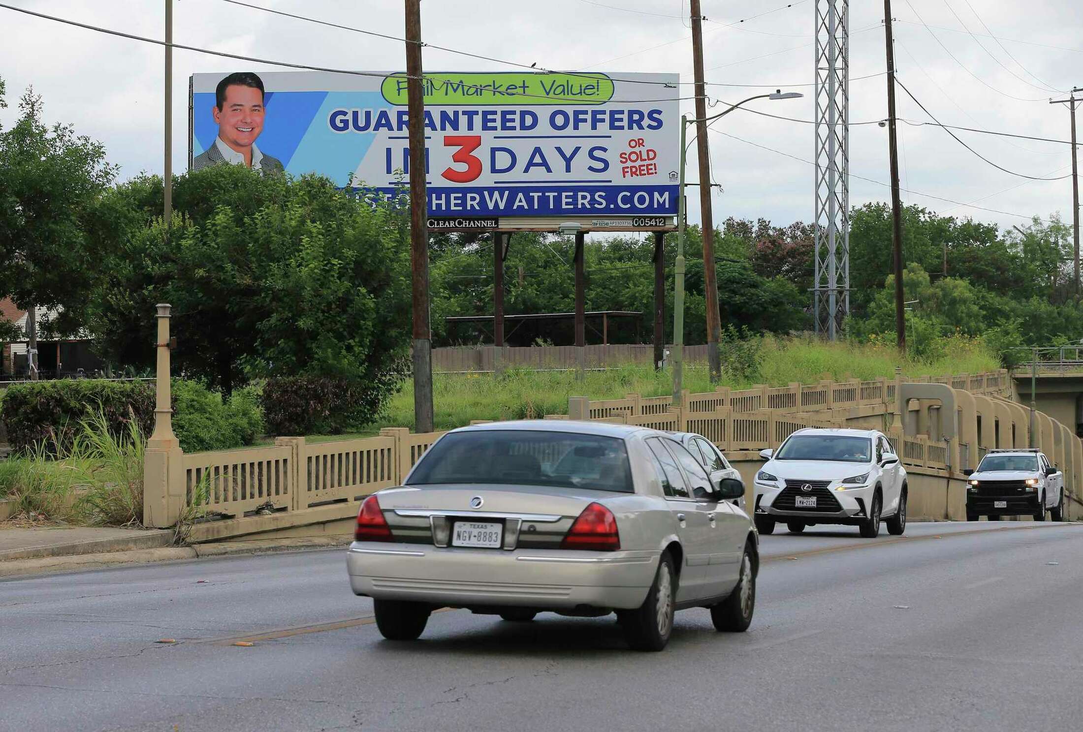 San Antonio’s iconic old ButterKrust billboard still cooks up memories ...