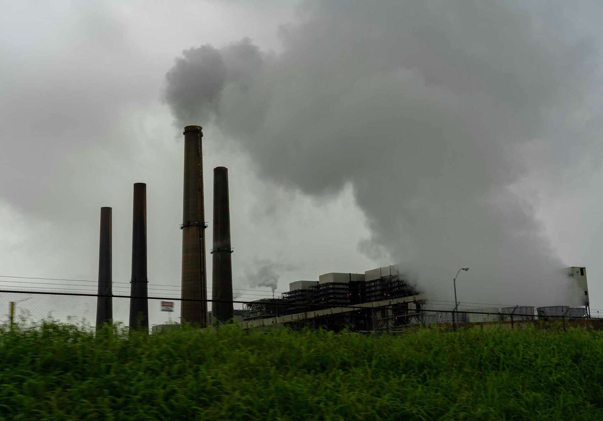 EPA could require Houston-area coal plant to cut sulfur emissions