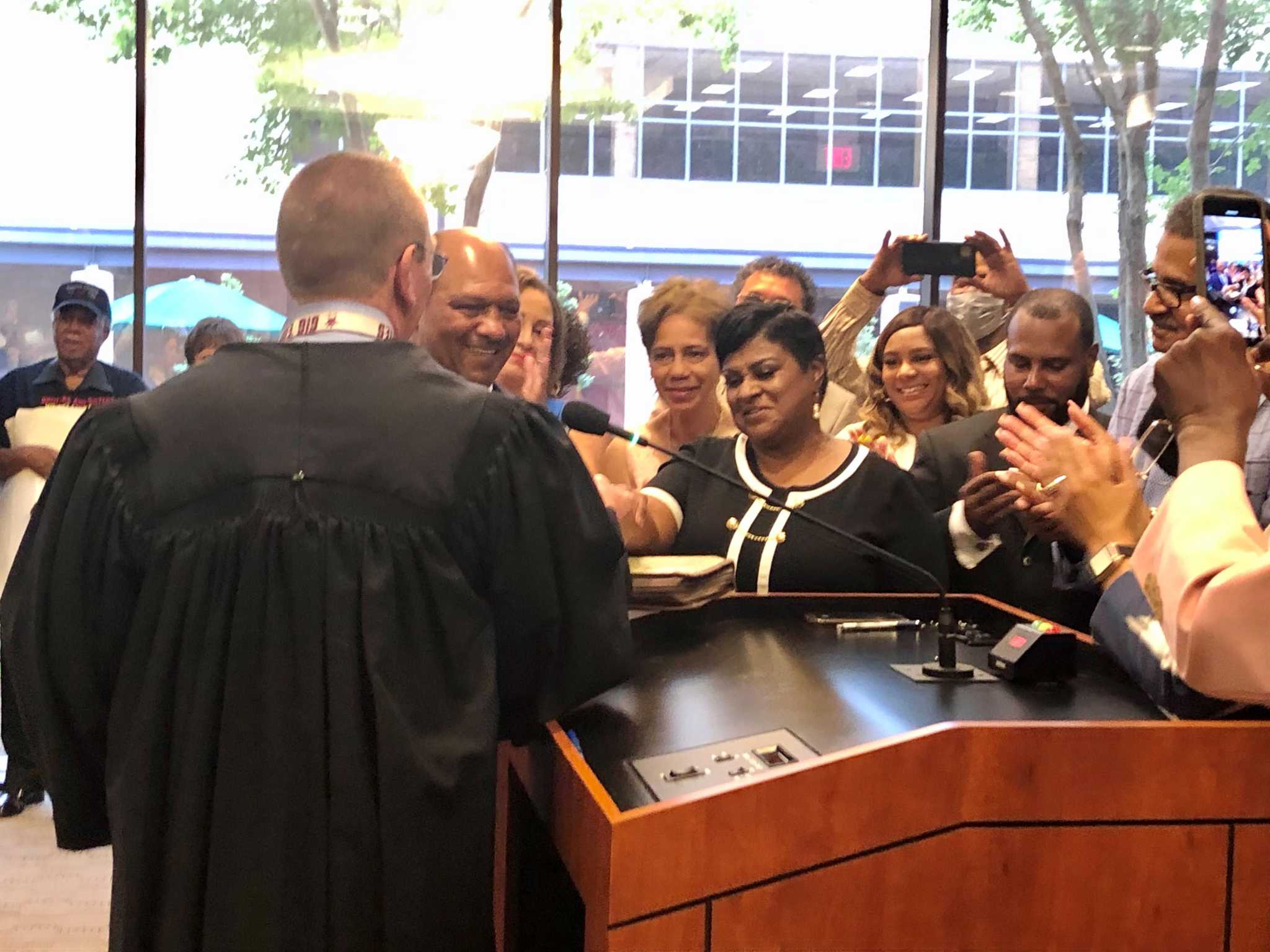 Beaumont council seats new mayor