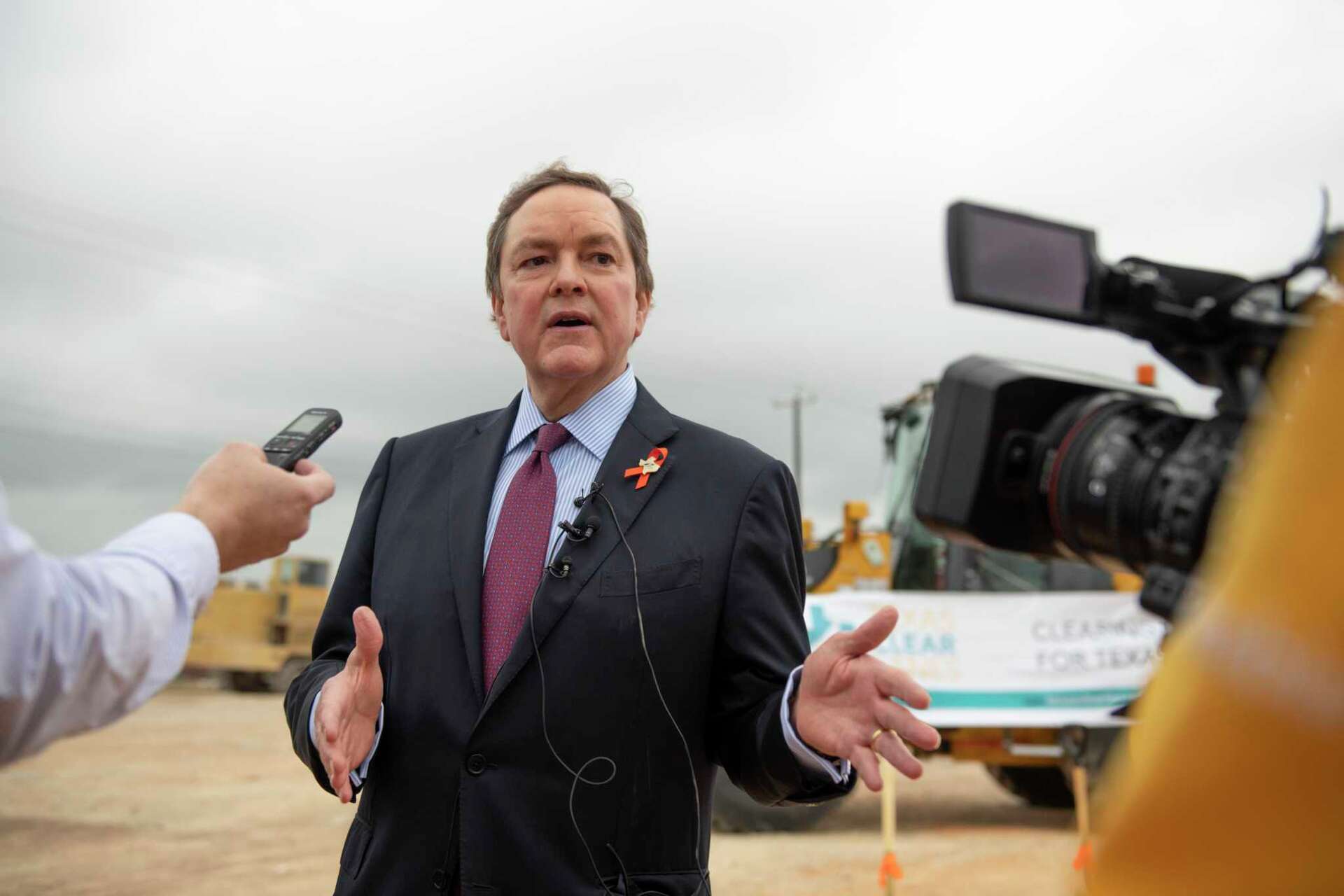 Rising costs add $15M to Texas 105 widening work