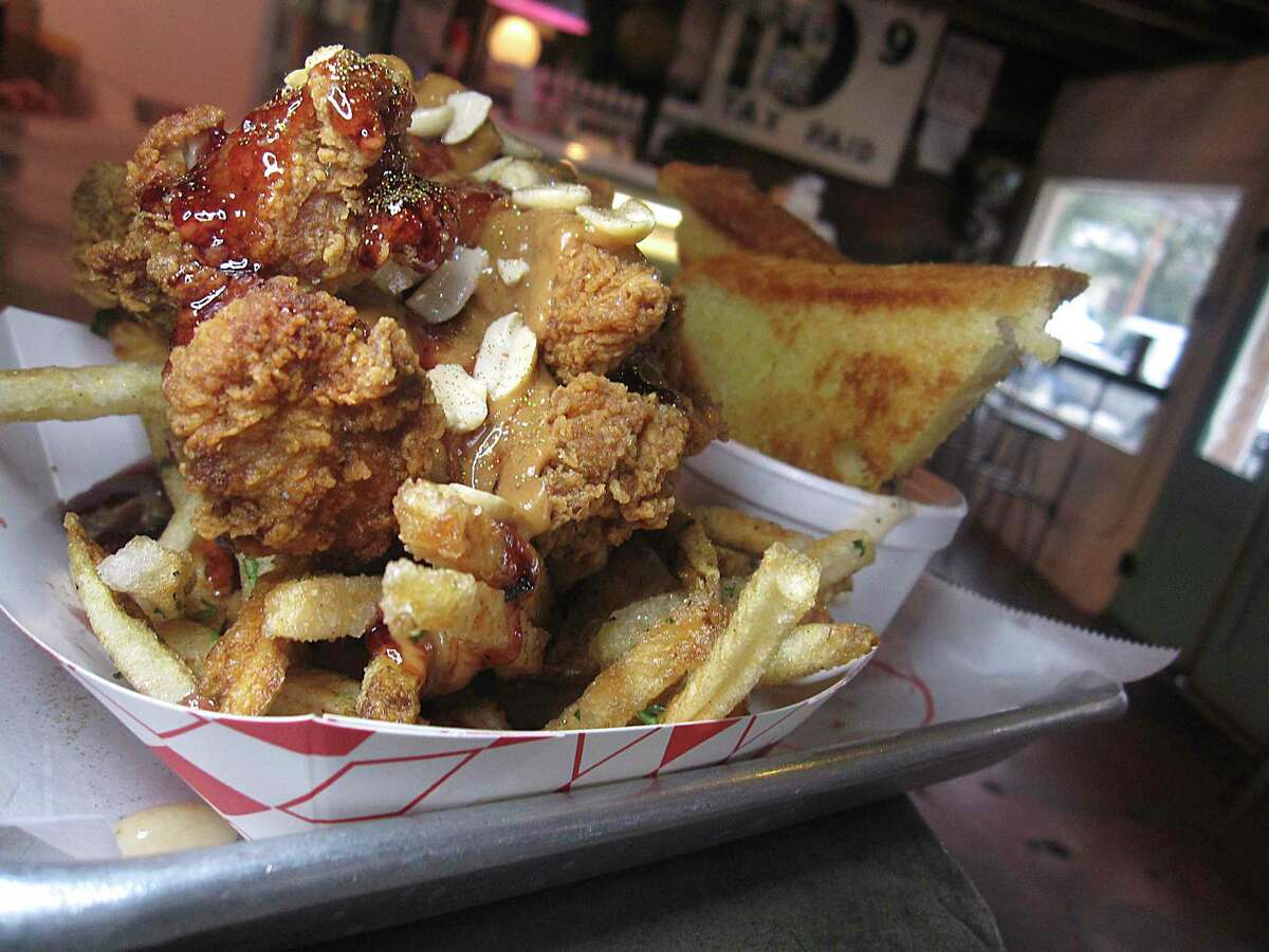 Local fried chicken spots in San Antonio to appreciate after trying Gus's