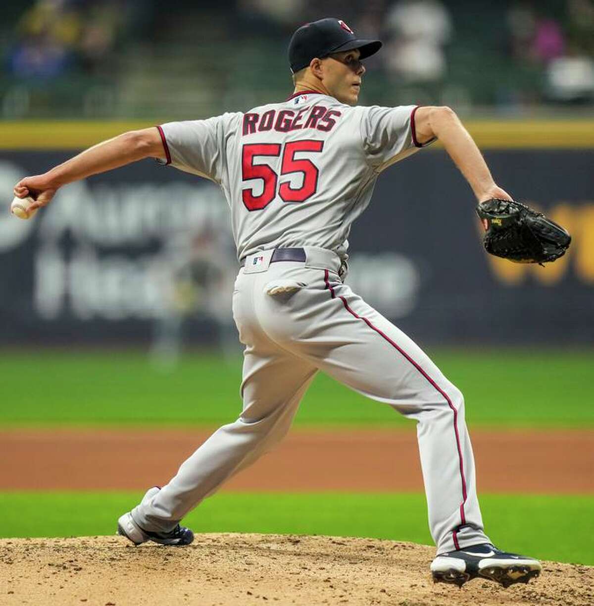 Giants reliever Tyler Rogers would love to play with twin brother ...