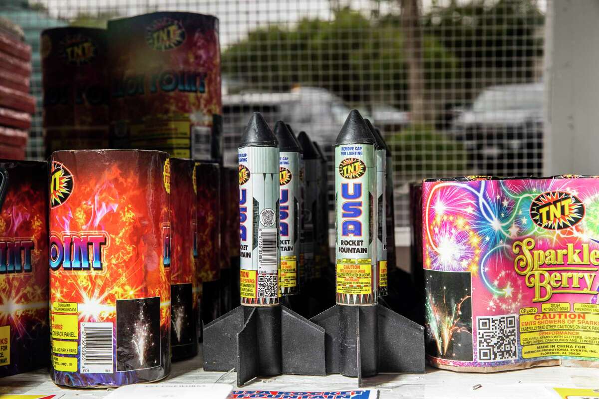 Fireworks launched from Bay Bridge temporarily stop traffic