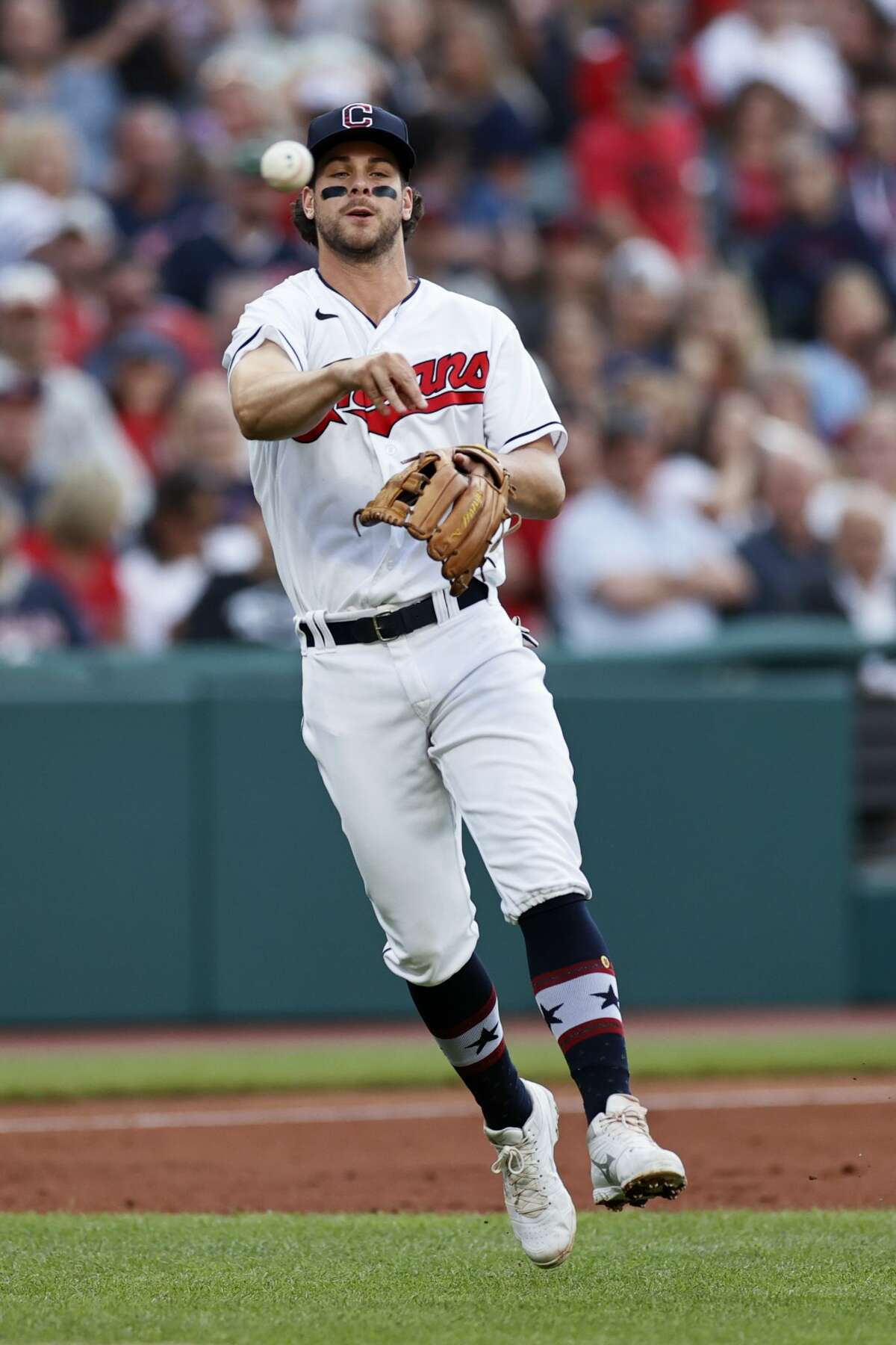 Astros roll past Indians despite shorthanded lineup