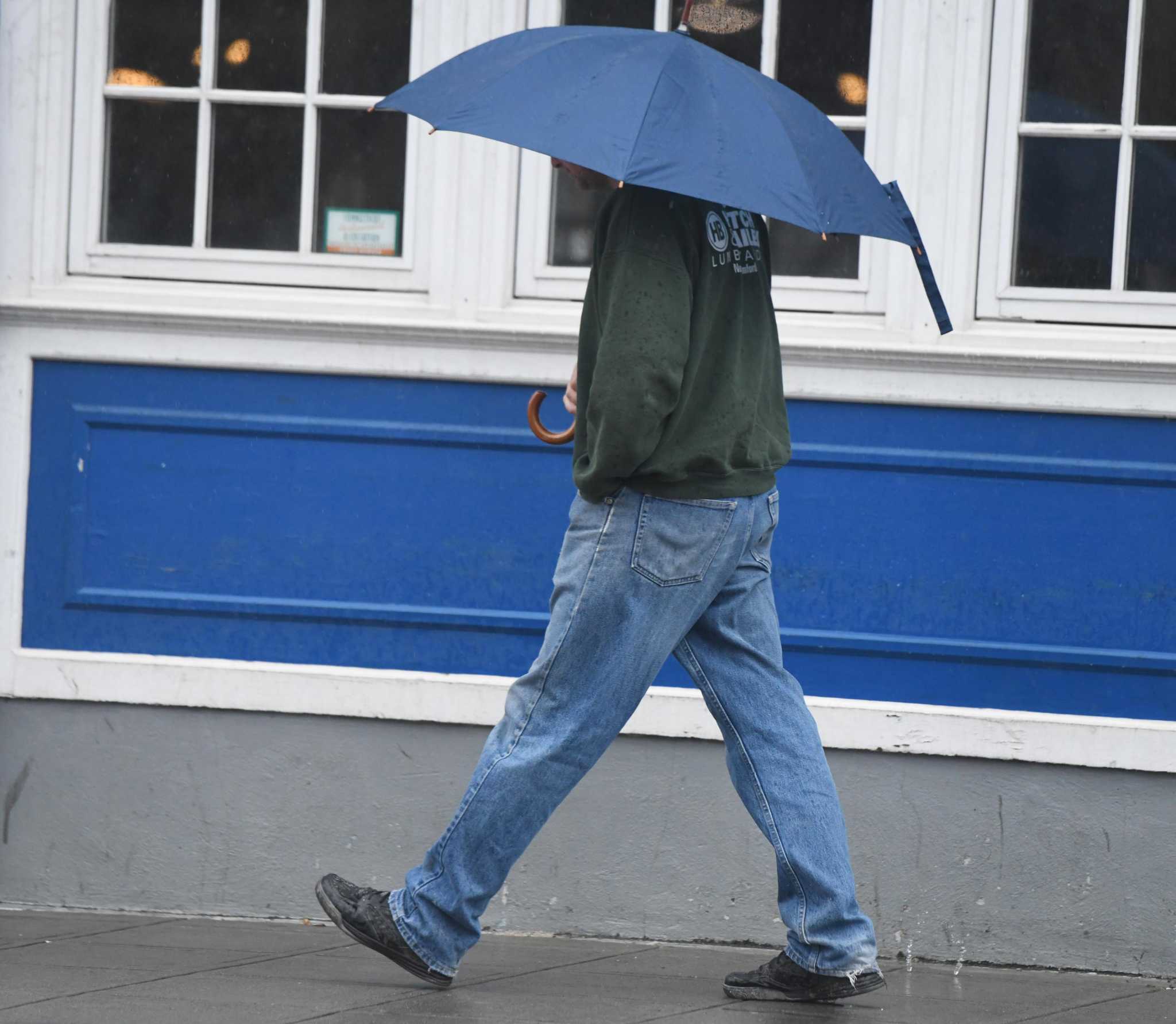NWS: Rain showers at the start of the long Fourth of July weekend