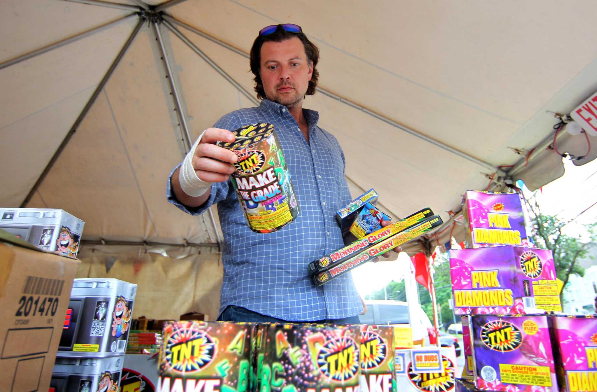 In photos: Stamford residents stock up on fireworks and sparklers for ...