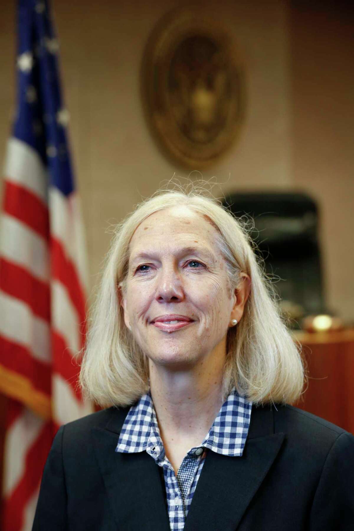 Longtime case manager for Houston's federal courts recognized for ...