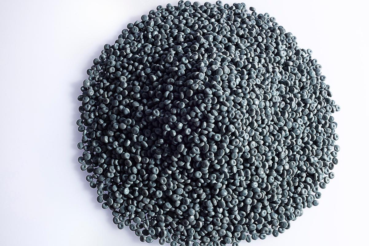 How LyondellBasell's CEO hopes to tackle industry waste