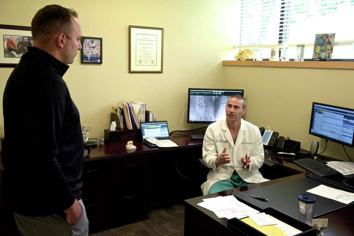 Danbury doctor completes groundbreaking back surgery, first in CT