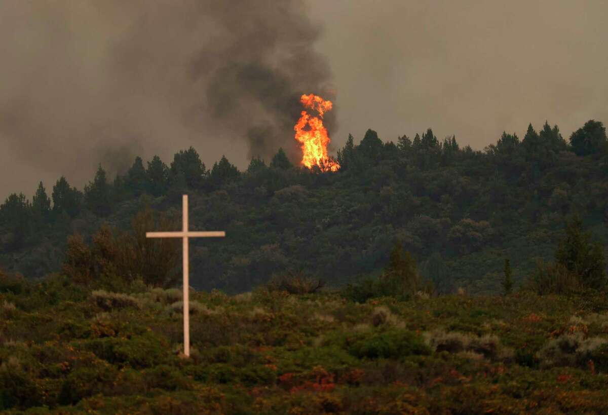 When Lava Fire flared back up, questions started about Forest Service’s ...