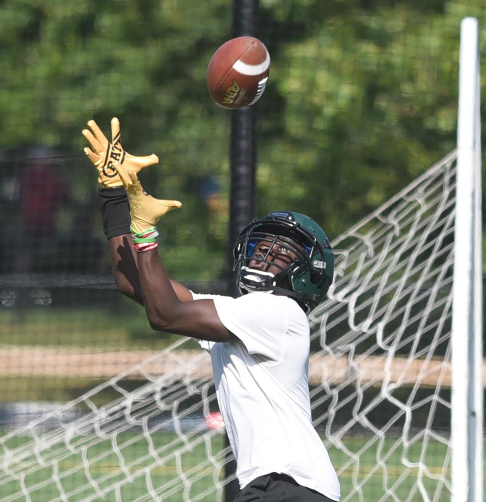 Grip It and Rip It 7-on-7 football notebook