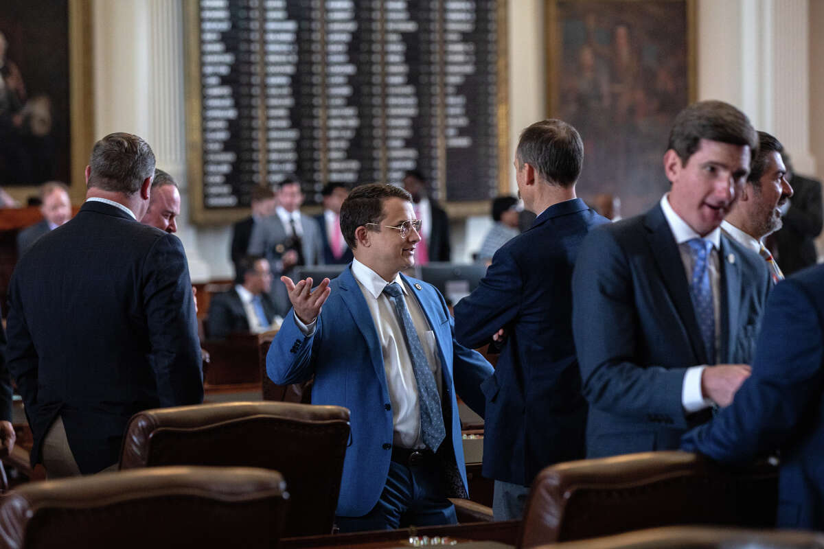 'Bitterly partisan': Texas Republicans quickly advance voting ...