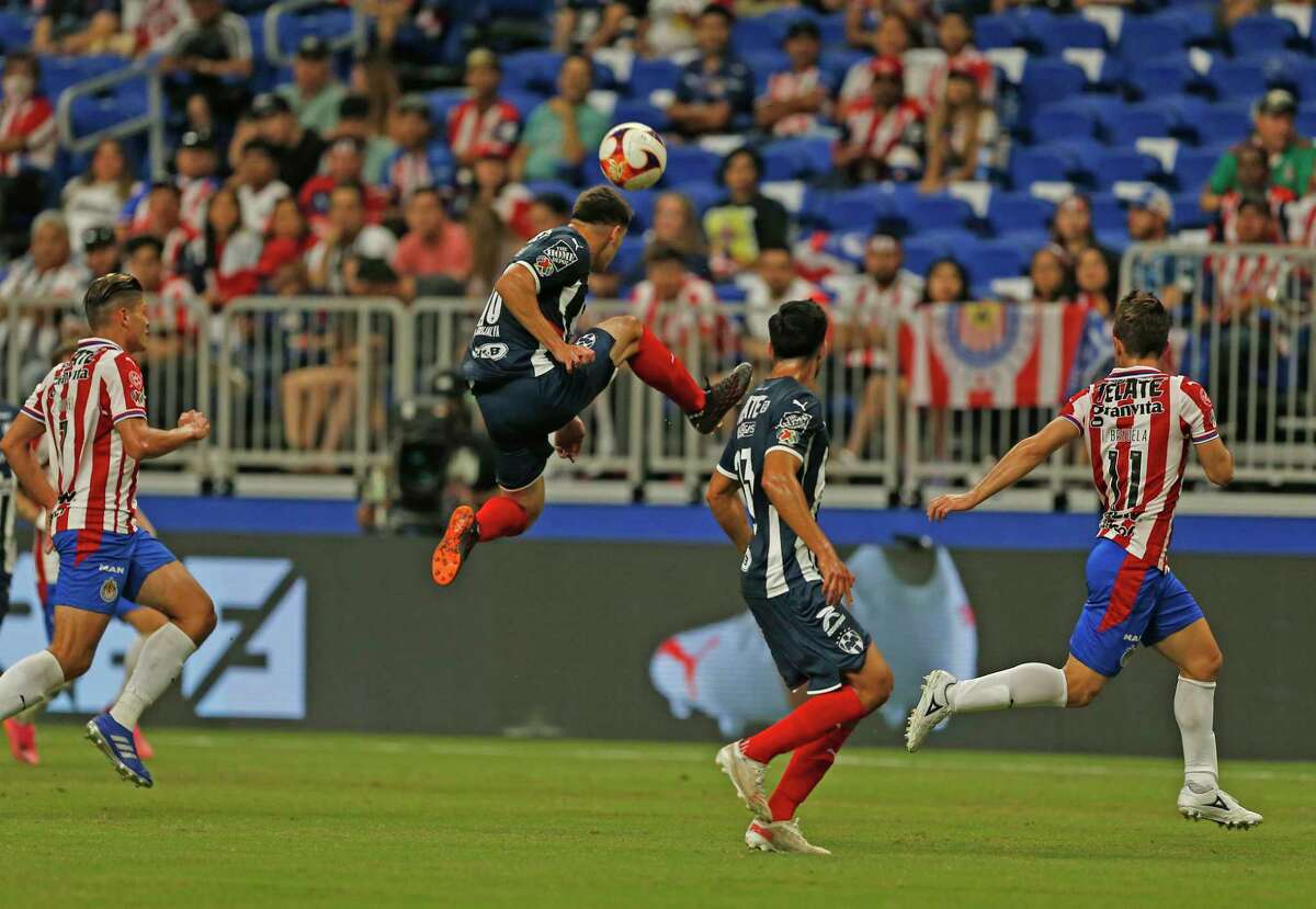 San Antonio hosts four top Mexican soccer teams in weekend matches