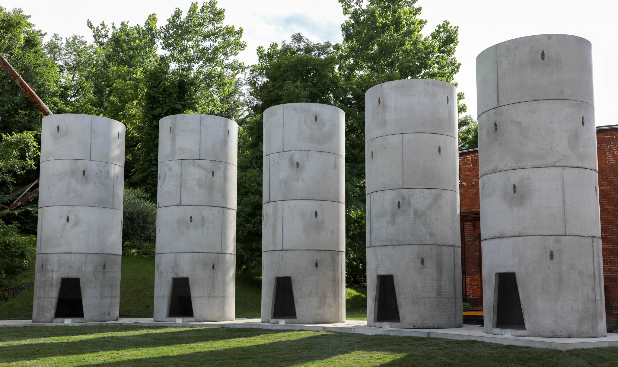 Outdoor installation at MASS MoCA combines isolation, community