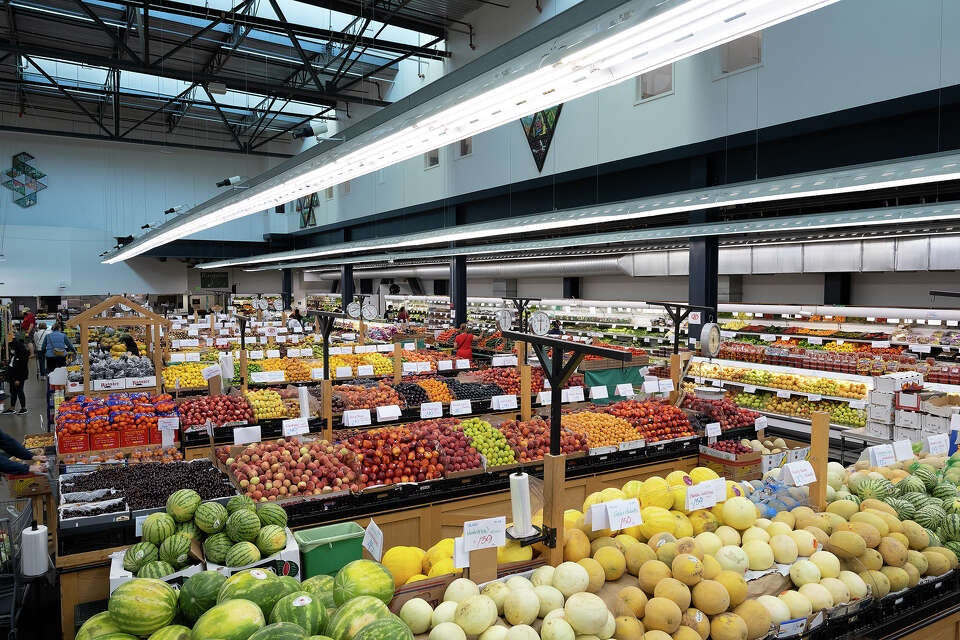 How Berkeley Bowl cashiers memorize literally everything in their ...