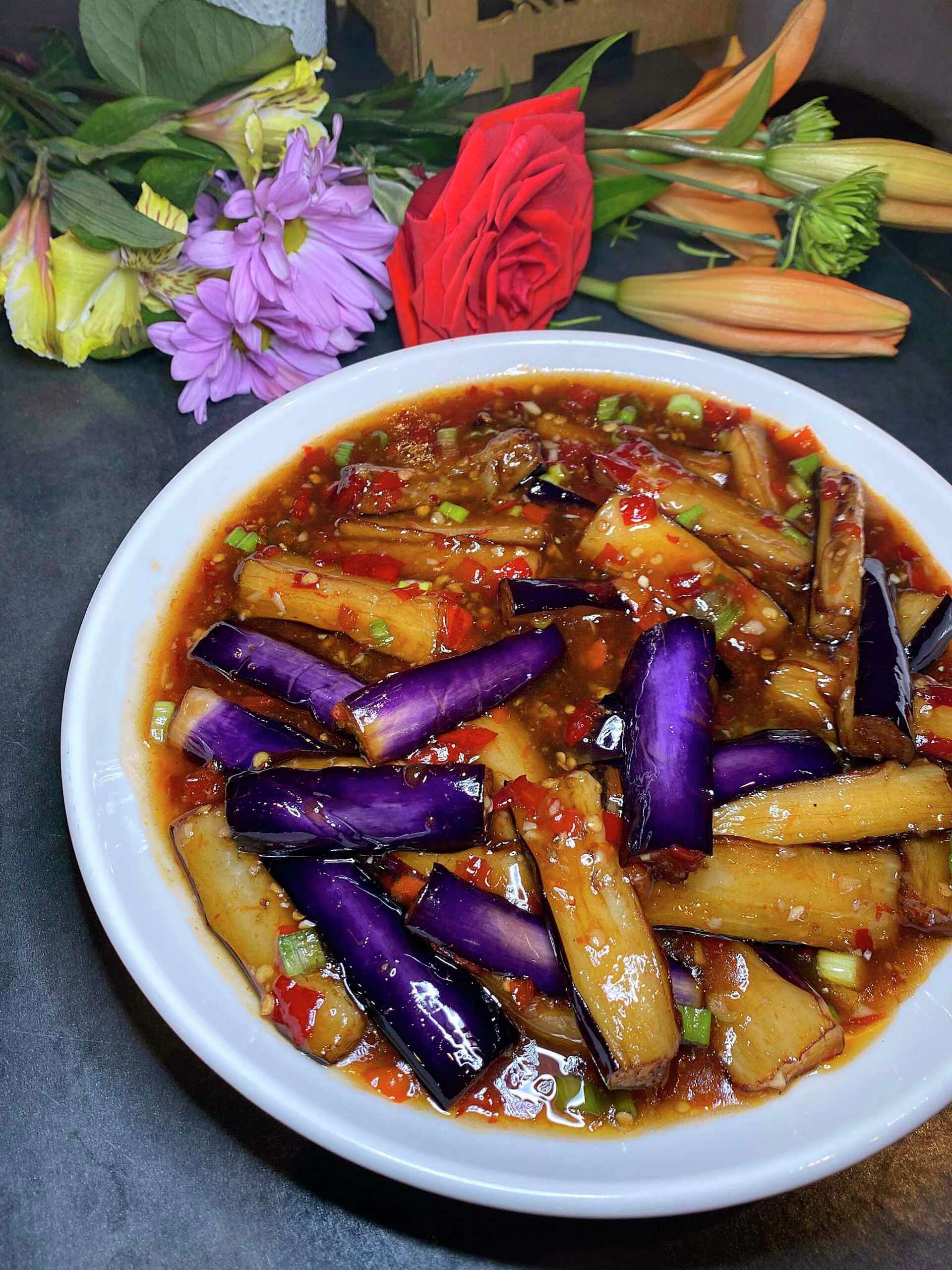 New Chinese restaurant Dashi Sichuan Kitchen + Bar from team behind San ...