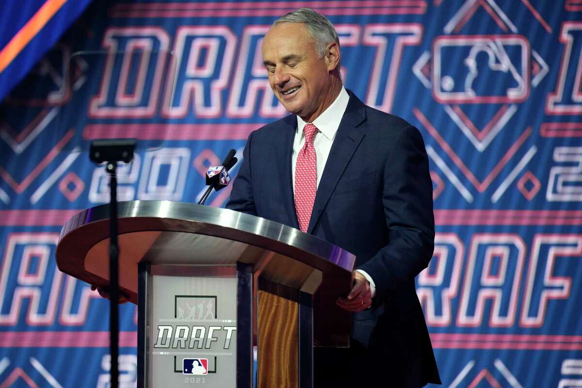 MLB, players in 'ongoing' talks on possible new labor agreement