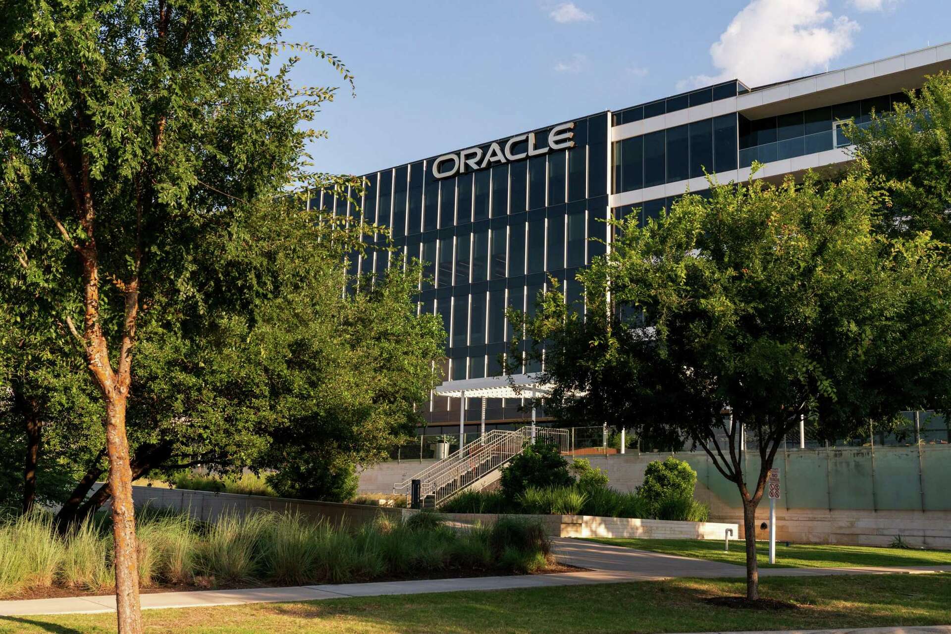 Business exodus from California is accelerating quickly, according to ...