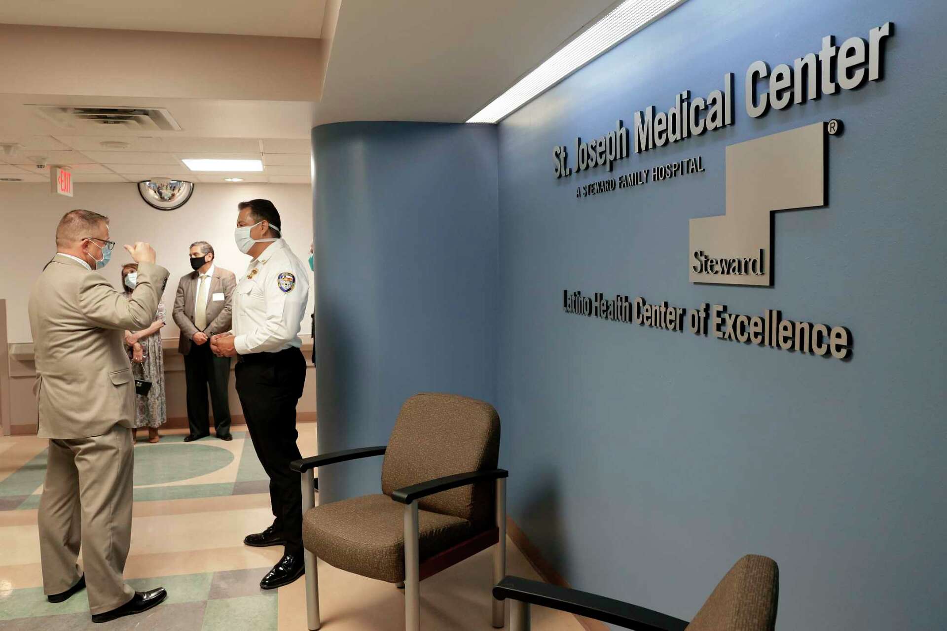 Houston's St. Joseph Medical Center could soon have new owner