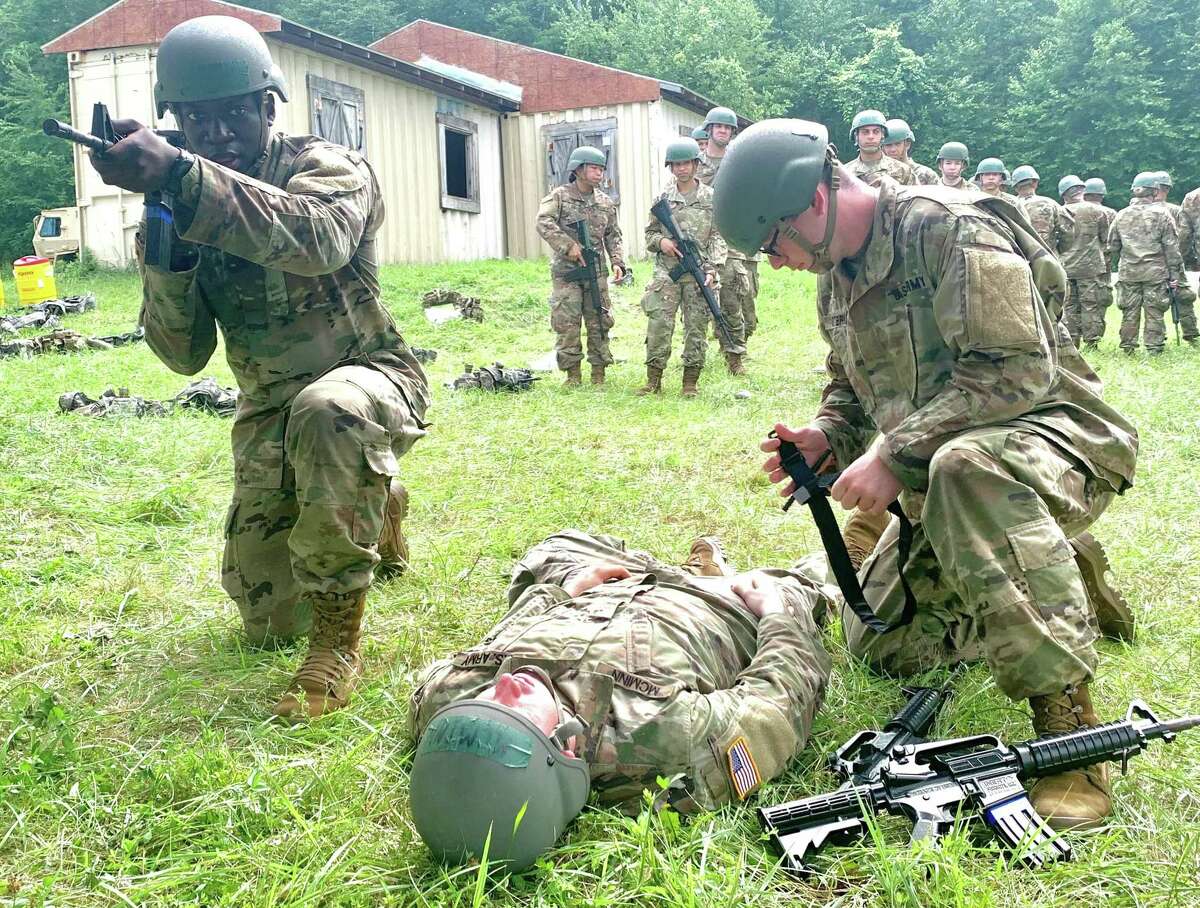 Combat simulation part of ‘physically demanding’ Army program that sent ...