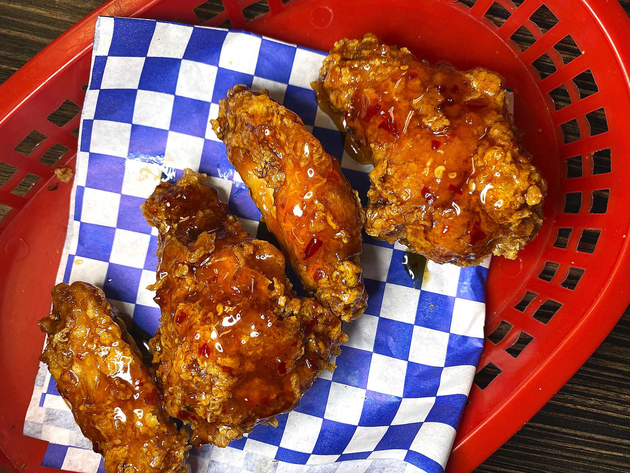 San Antonio restaurants: Wayne’s Wings adds third location