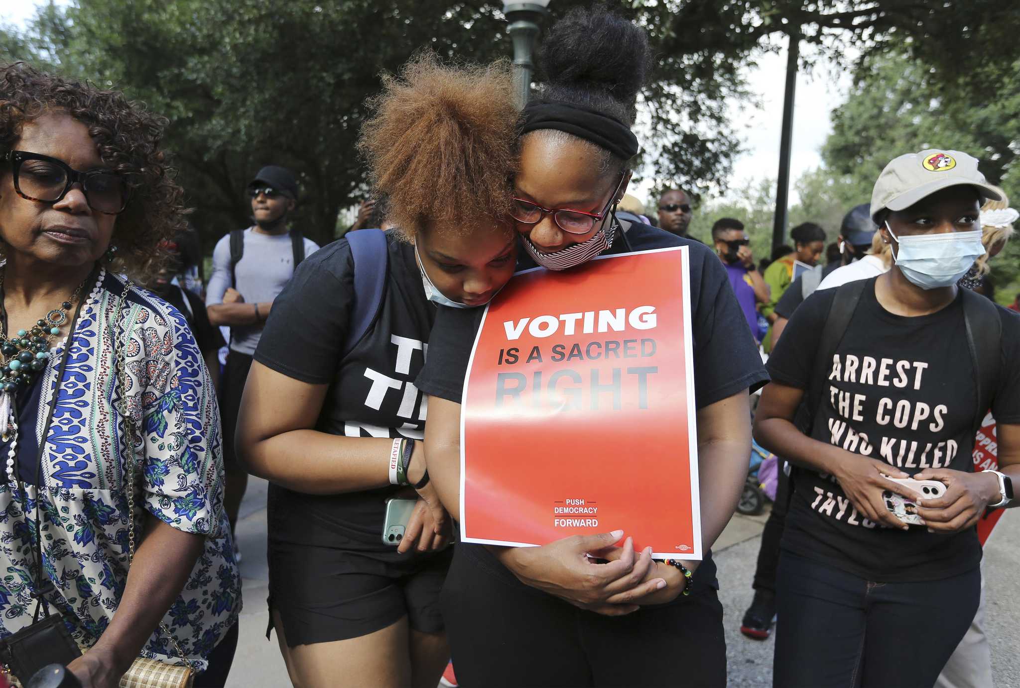 Texas faith leaders hold voting rights rally in Austin