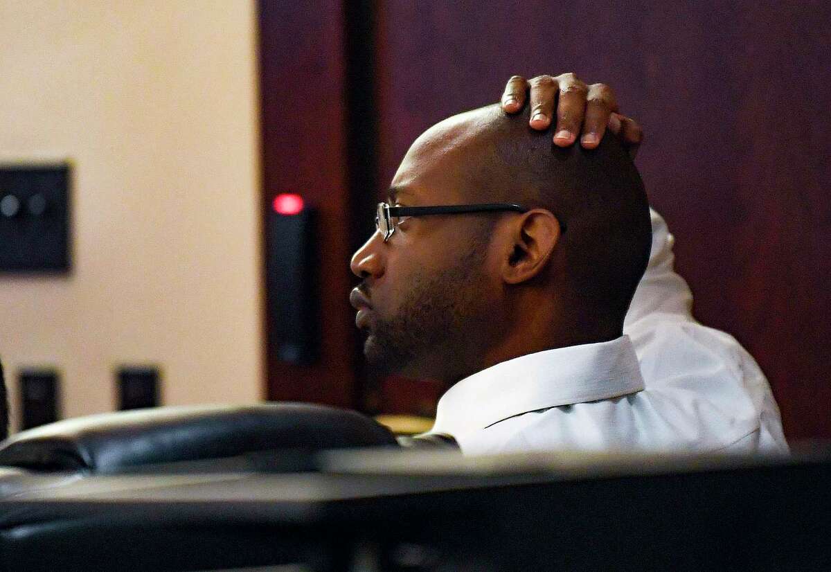 ‘I have an officer down at headquarters’: Emotional audio, video from ...