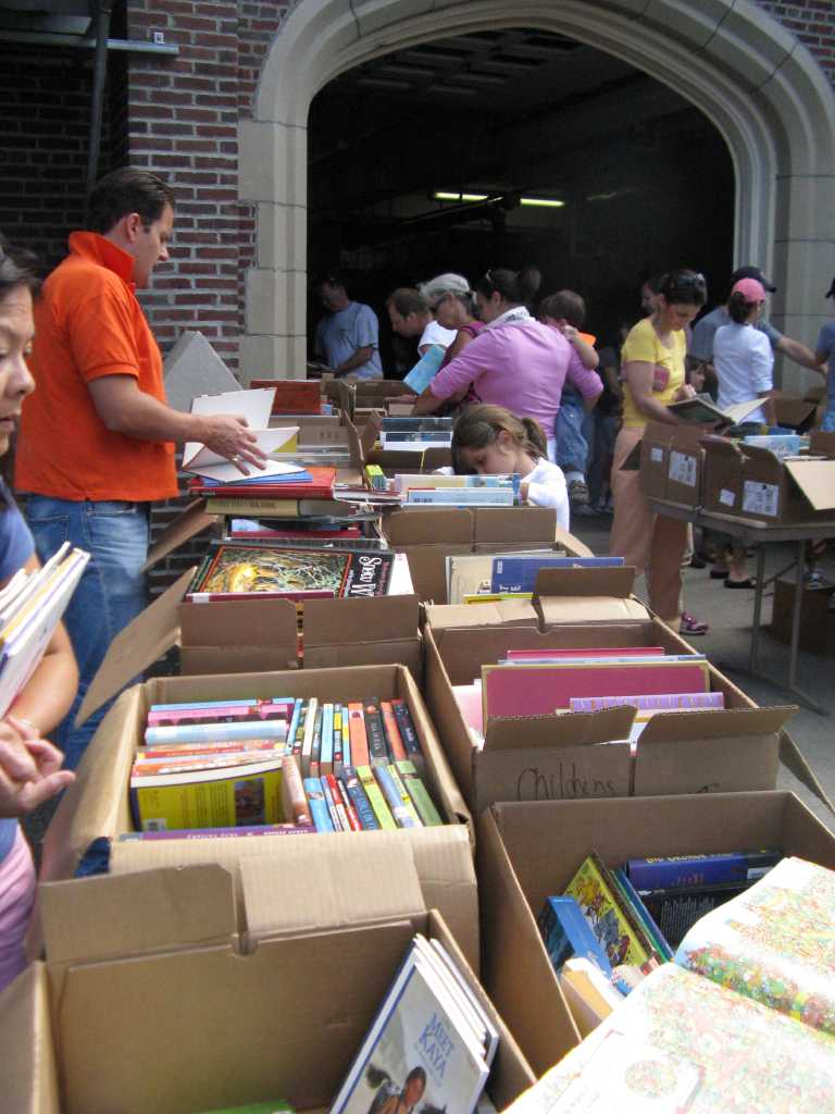 At the Cos Cob Library Book Sale - books were in, Kindles out