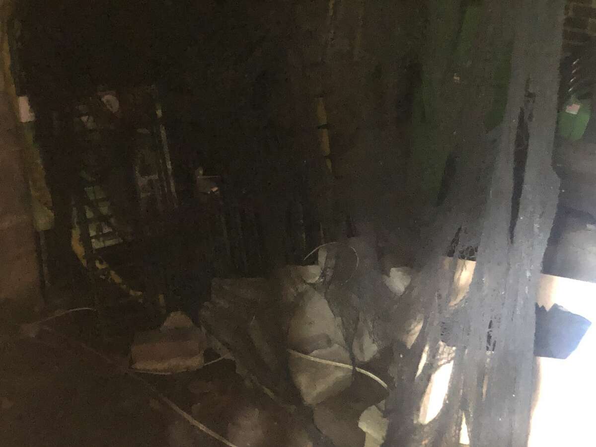 See Inside The Haunted Mcpike Mansion In Alton
