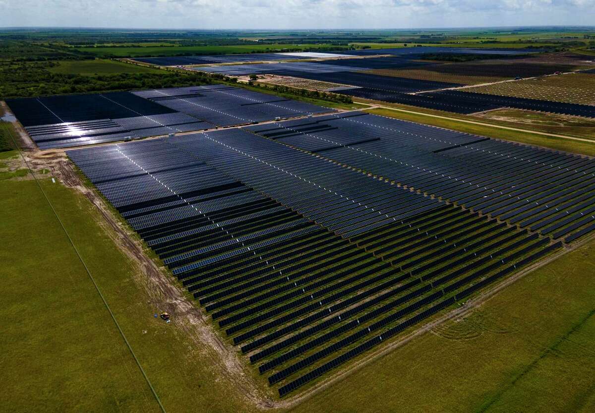 Houston energy company to build $2.4 billion data center with bitcoin ...