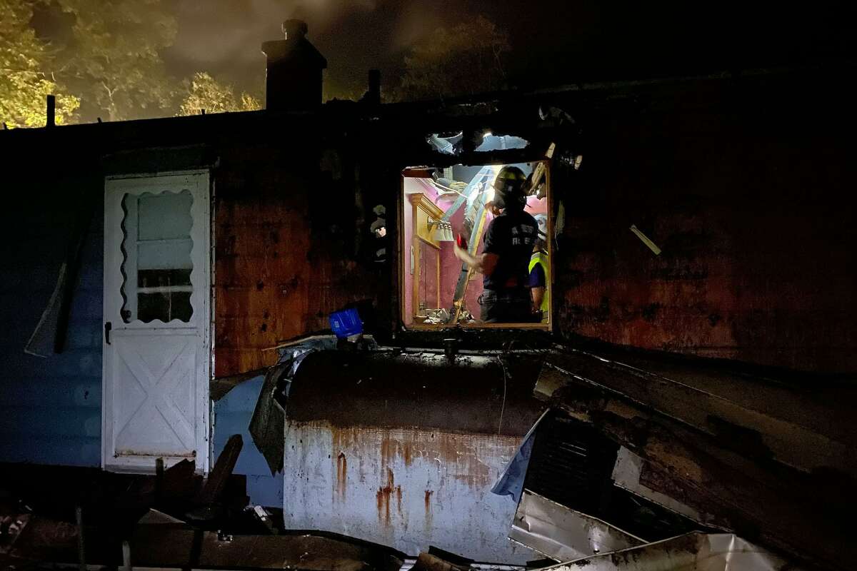 Cat rescued from Haddam house fire