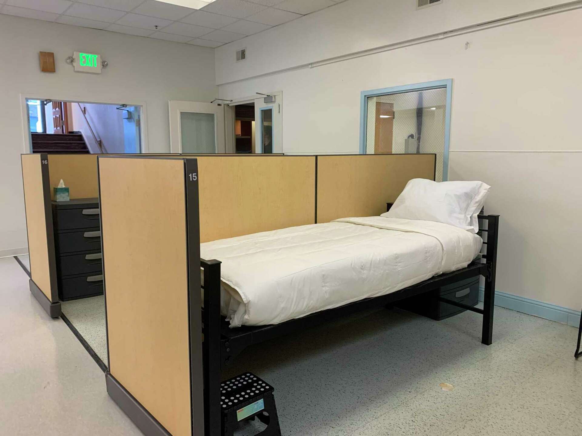 Why are so many S.F. mental health and drug treatment beds empty?