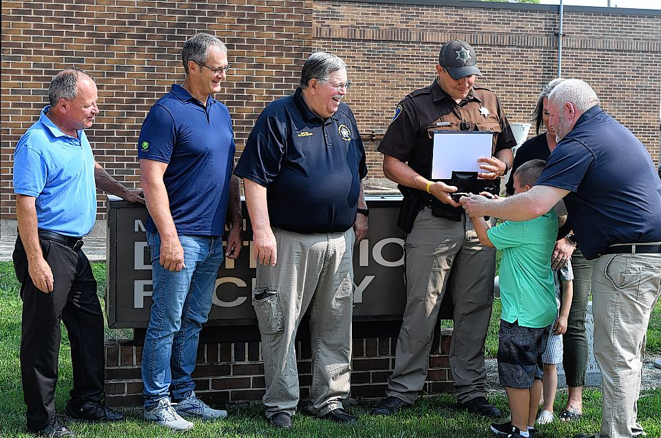 Deputy honored for making Morgan an uninviting place for drugs