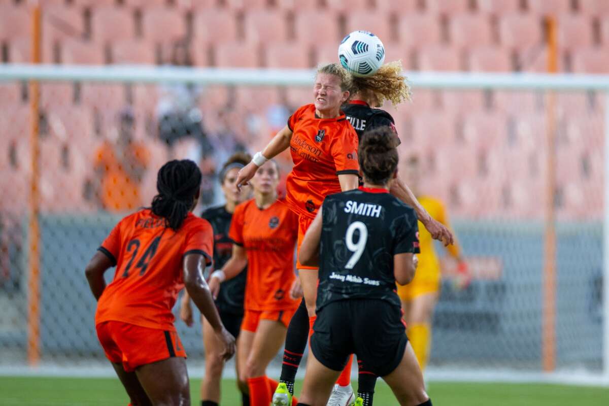 Early goal proves costly in Dash's loss to Thorns
