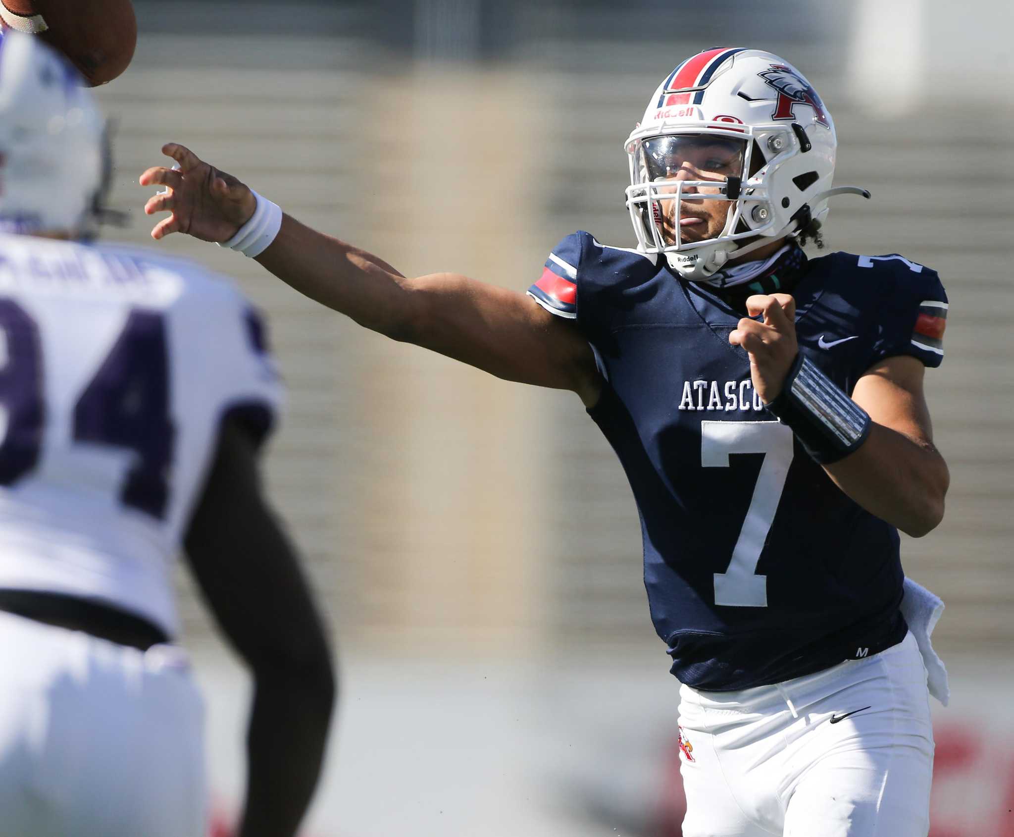 Football: Session looks to take next step in 2nd season as Atascocita ...
