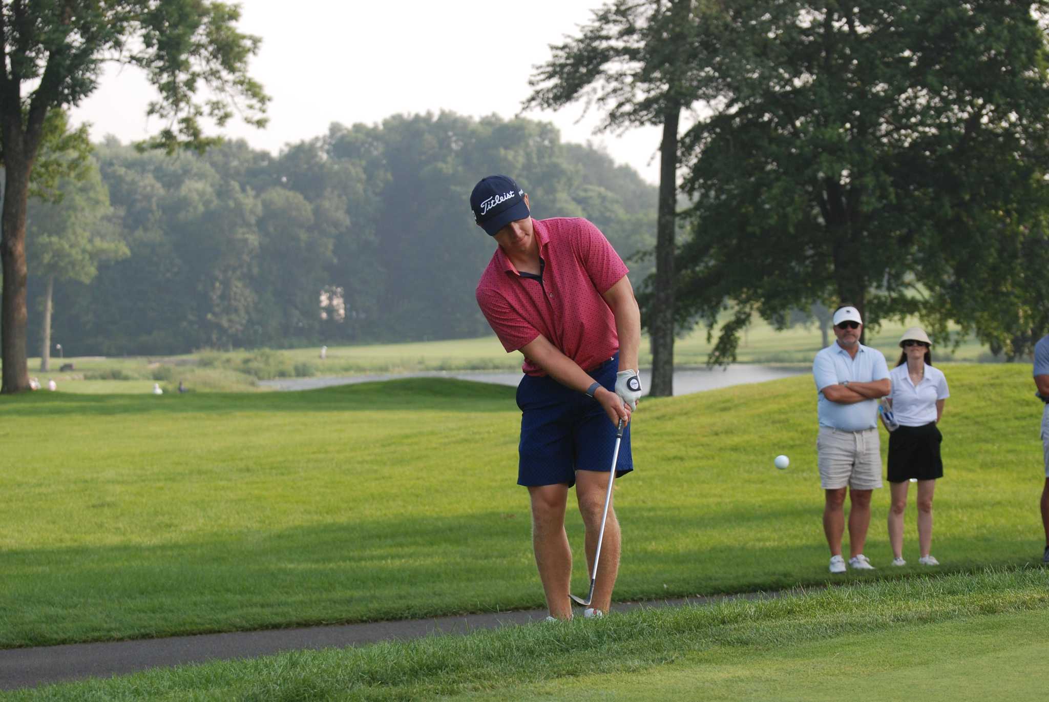 Yale’s Ben Carpenter leads Connecticut Open by 2