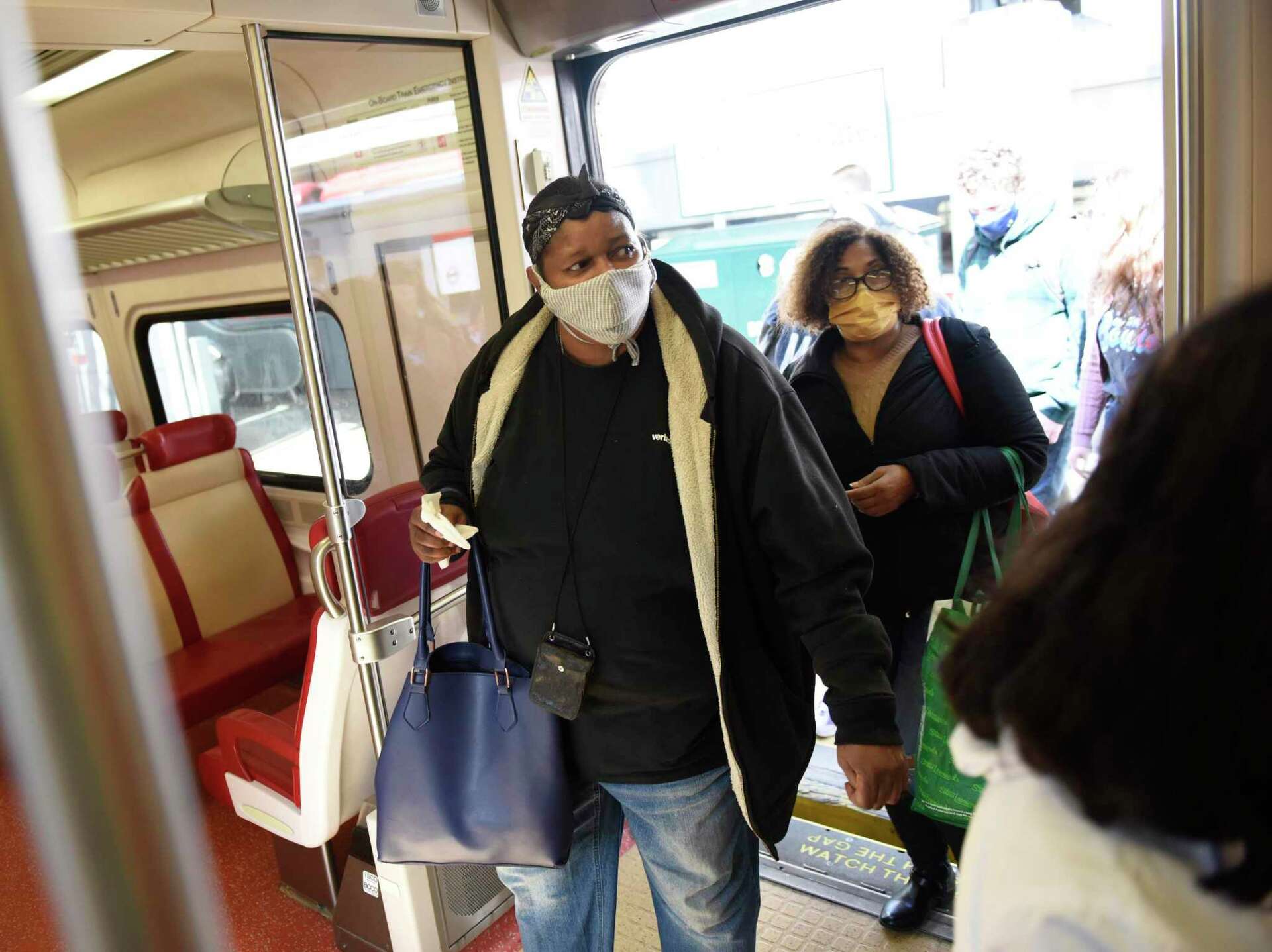 10 places to visit by train along the New Haven Metro-north line in ...