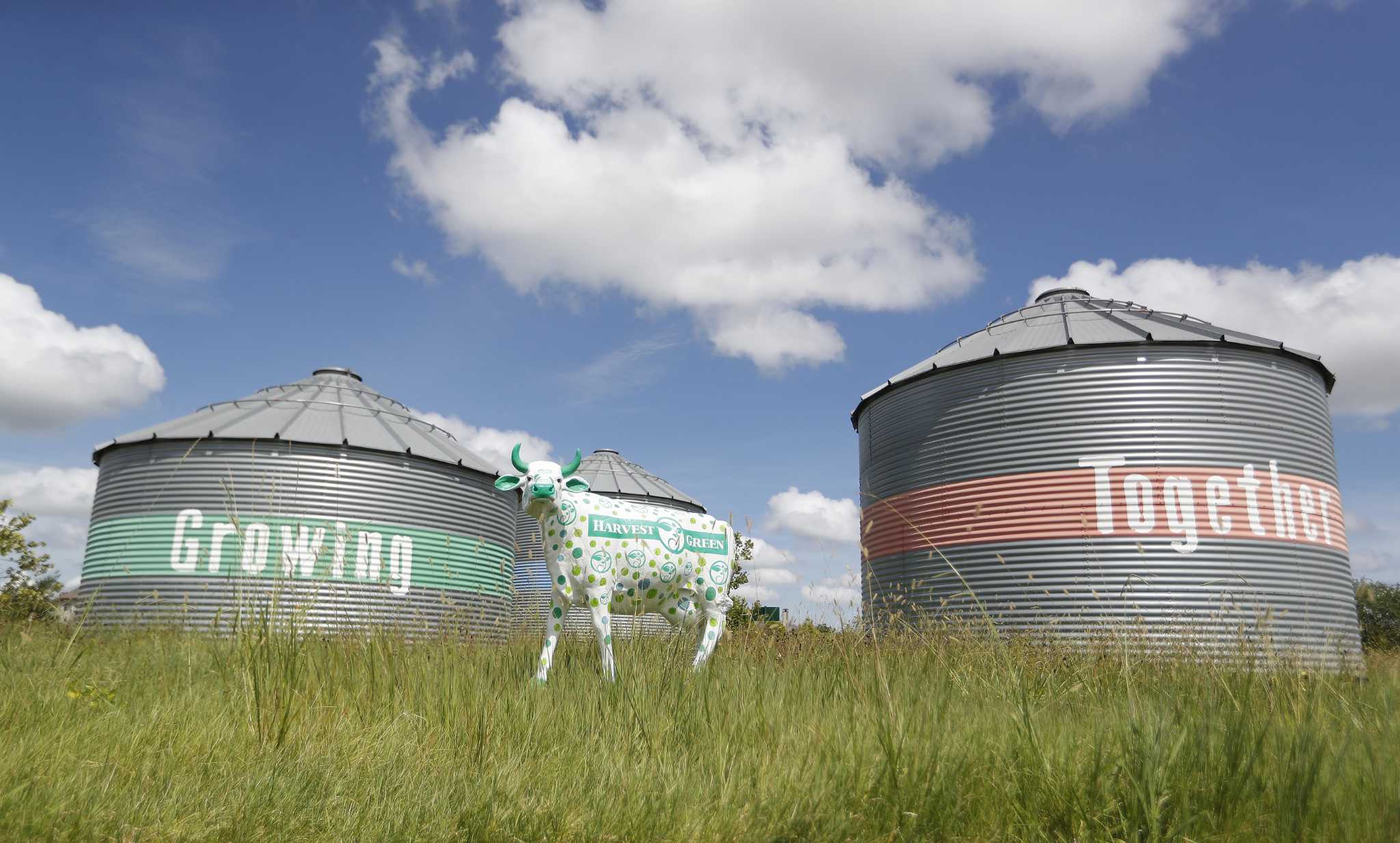 Chance for ‘farm living’ draws residents to community