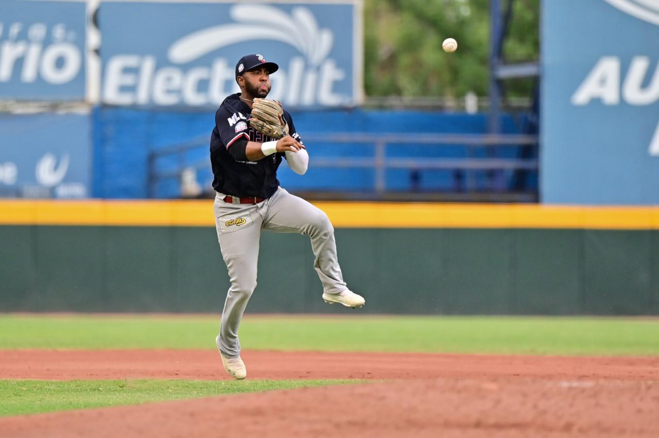 Tecos down Monclova, stay within half a game of playoff spot
