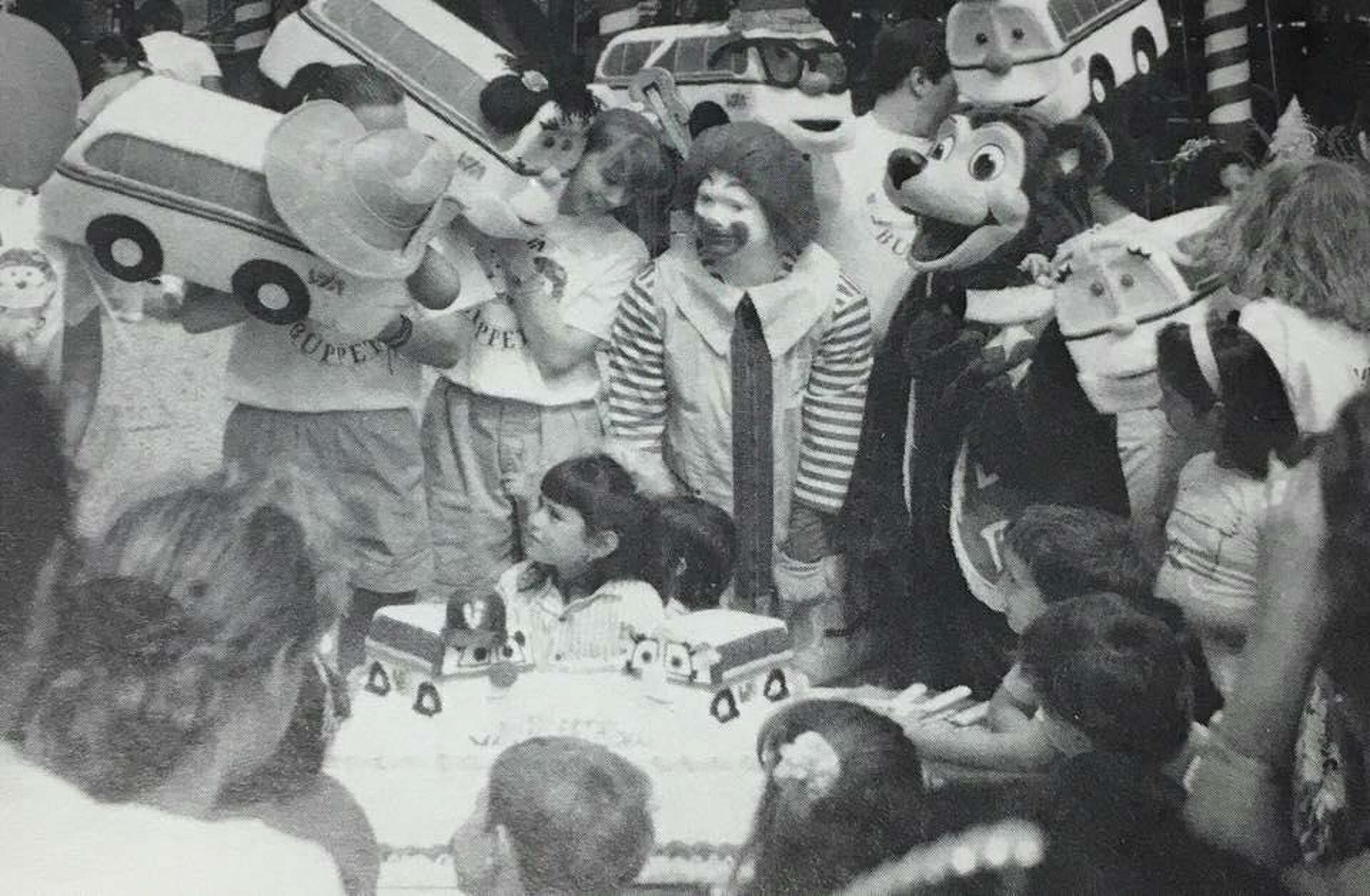 Remember those VIA Muppet ads from the 80s? They are back!