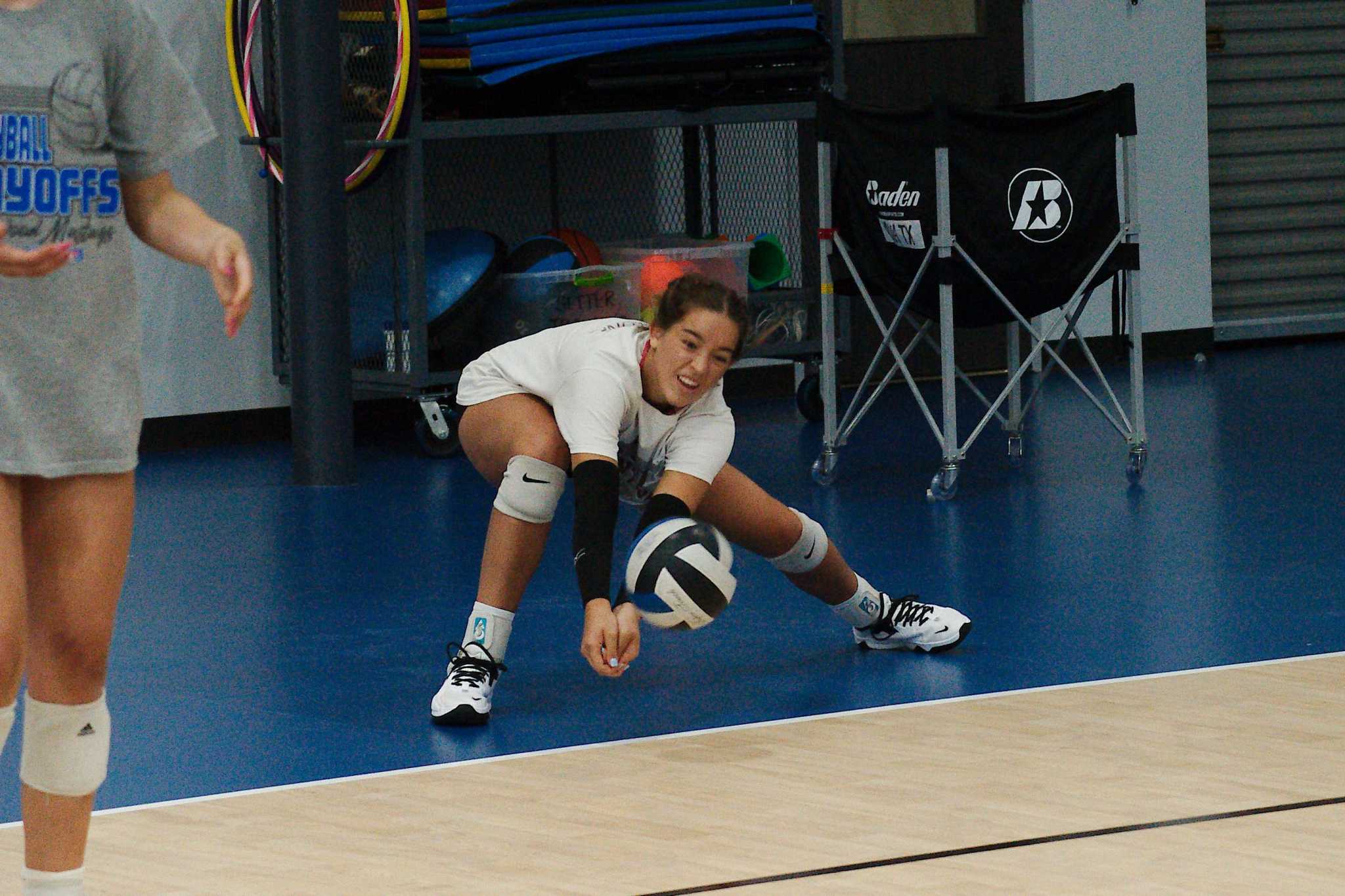 Friendswood players practice at Absolute Volleyball Academy