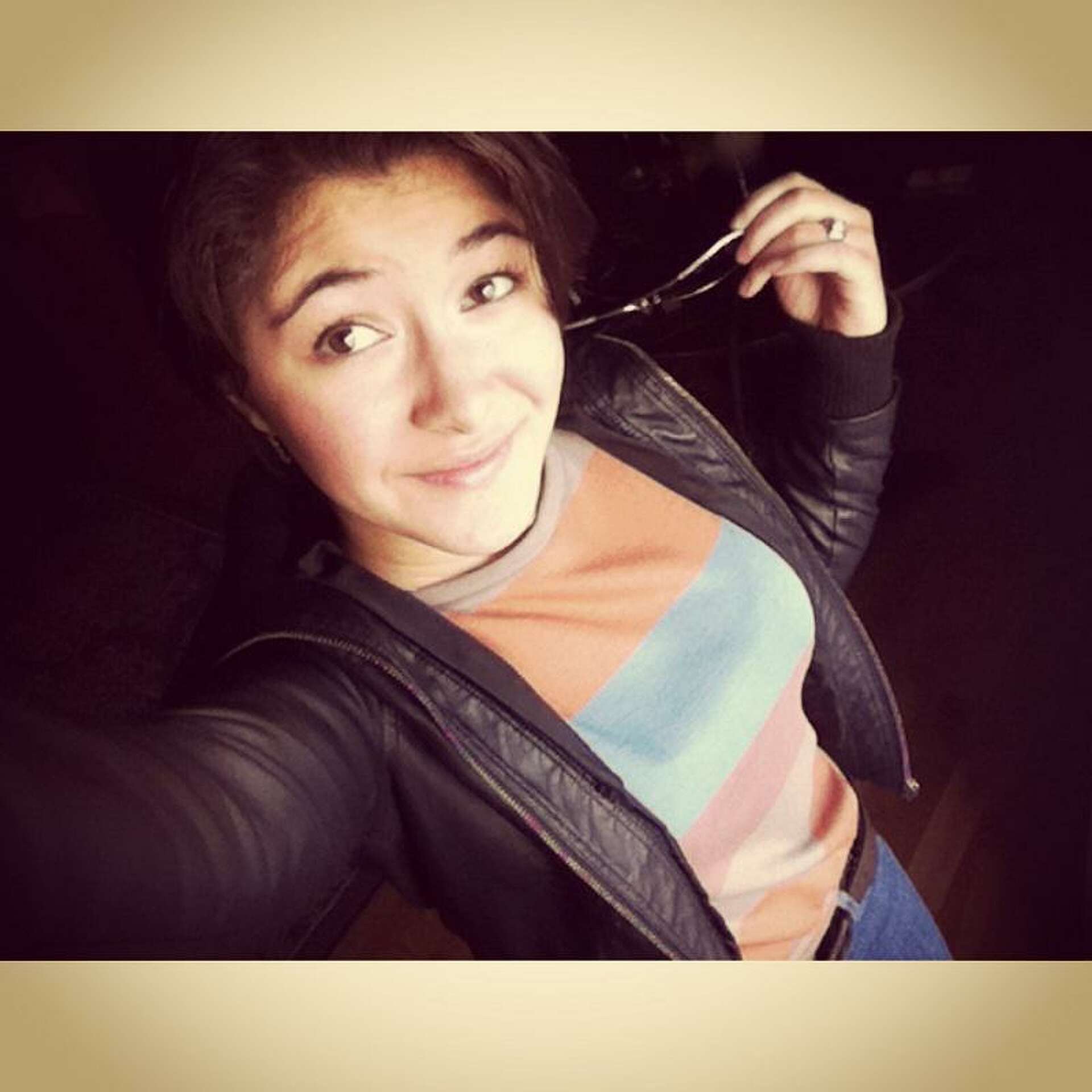 Slain teen’s phone reveals ‘emotional’ messages she never got to read