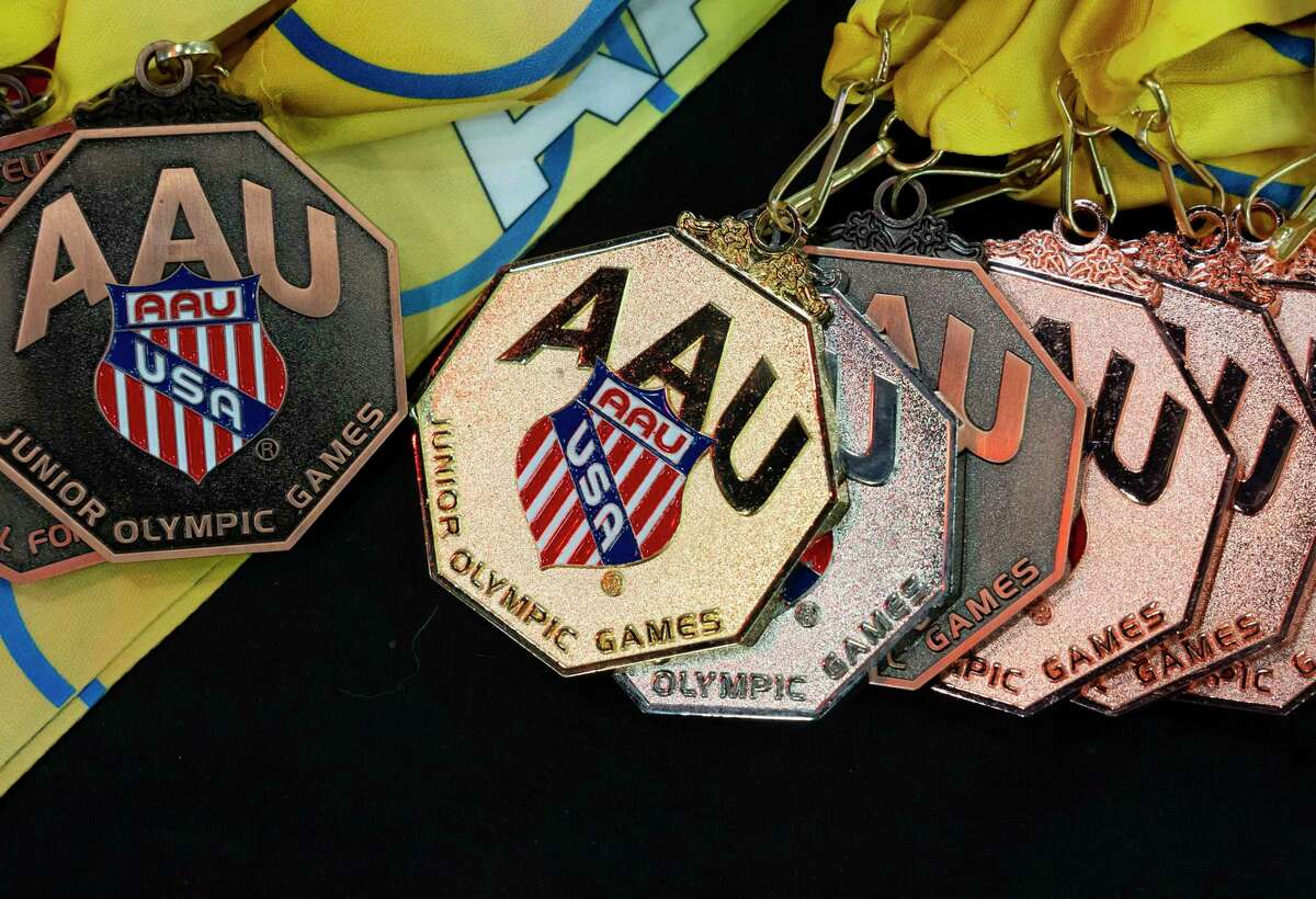 In stacked cups, junior Olympians find friendships, fine-tune motor skills